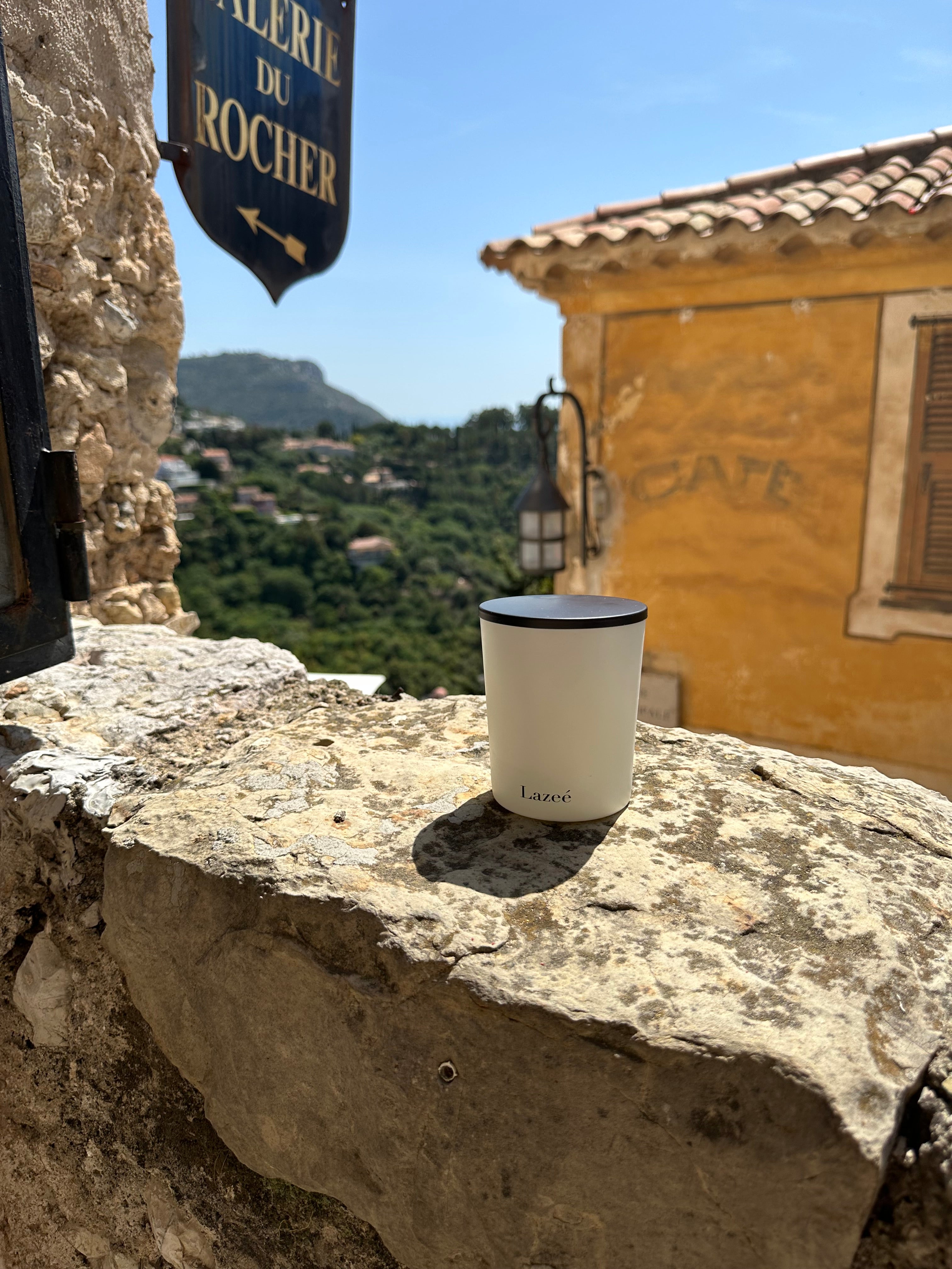 The Essence of Luxury: Unveiling the Unique Aromas of Lazeé Candles